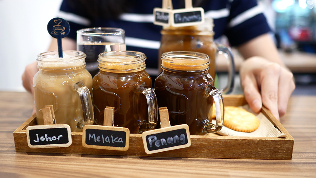 13 Stages - 7 Flavours Of Chicken Rice and 13 Types Of Kopi